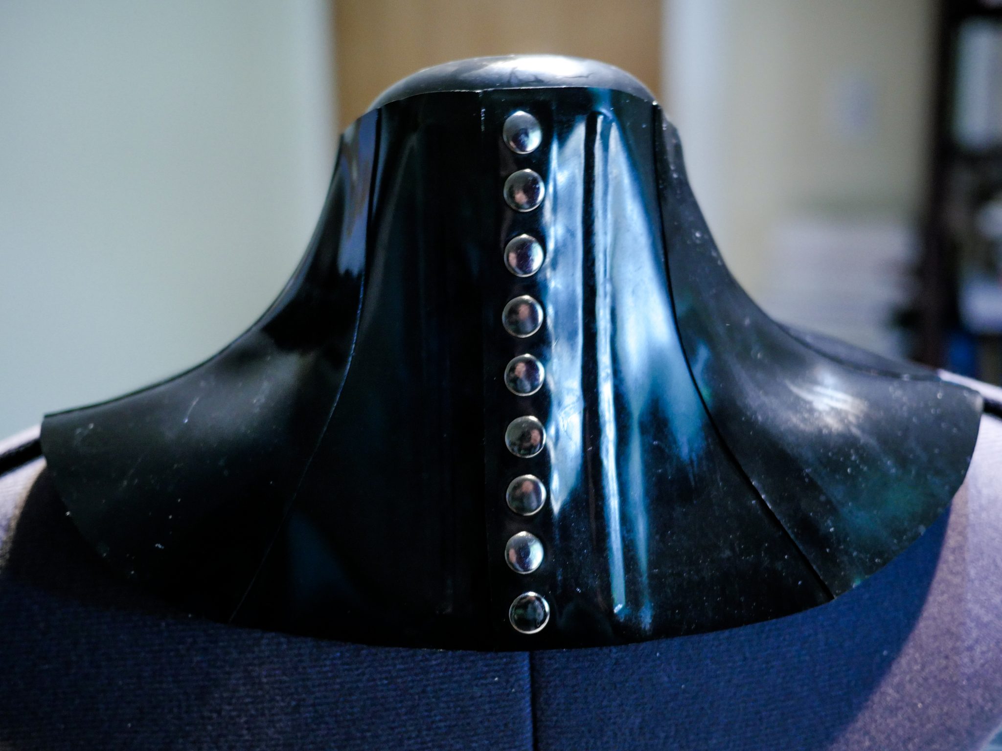 Latex neck corset - Exo Latex